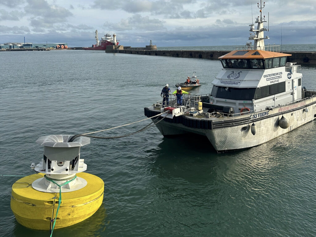 Oasis Marine transfers power through its Oasis Power Buoy to a crew ...