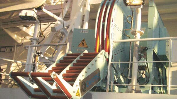 Cavotec to retrofit vessels with shore power solutions | Electric ...