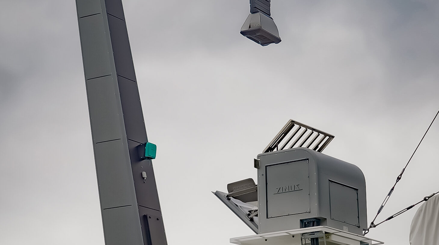 EXPO NEWS: Zinus presents its autonomous charging tower and onboard ...