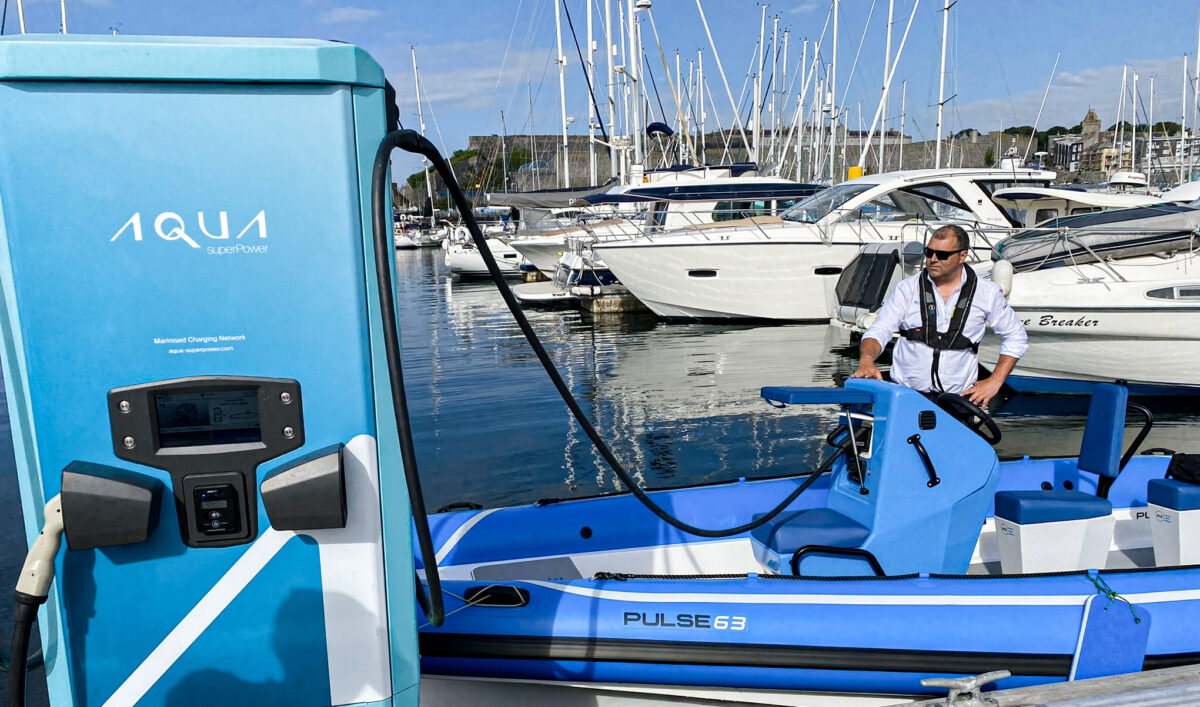 Aqua Superpower begins world's first vessel-to-grid project | Electric ...