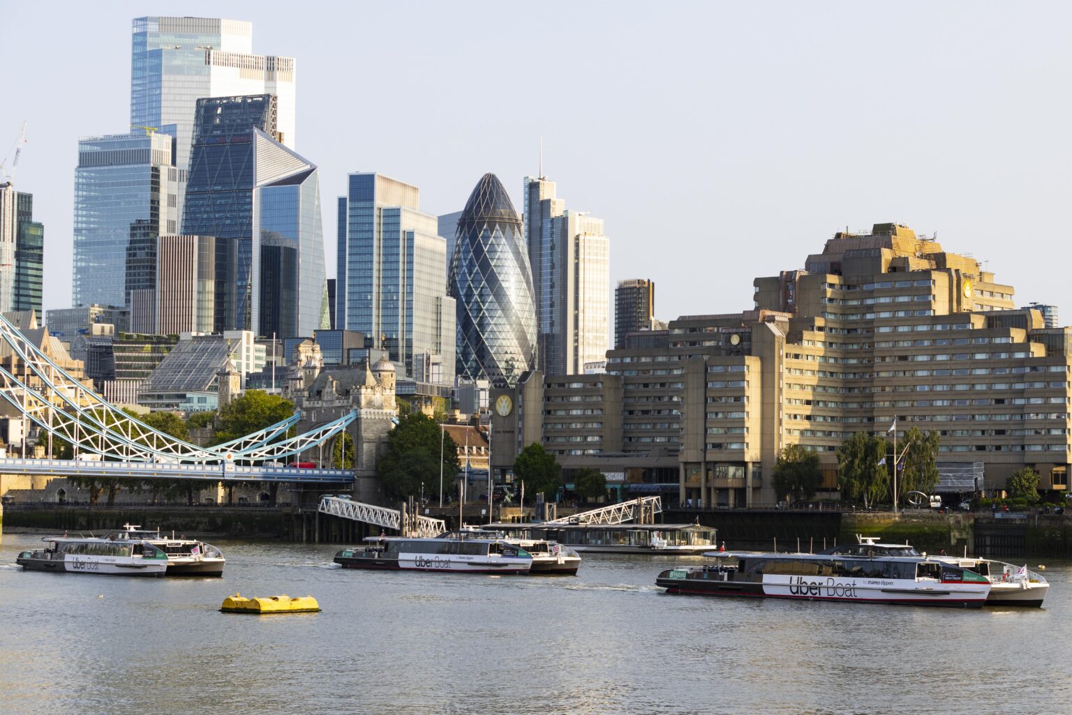 Uber Boat by Thames Clippers’ third hybrid passenger ferry enters ...