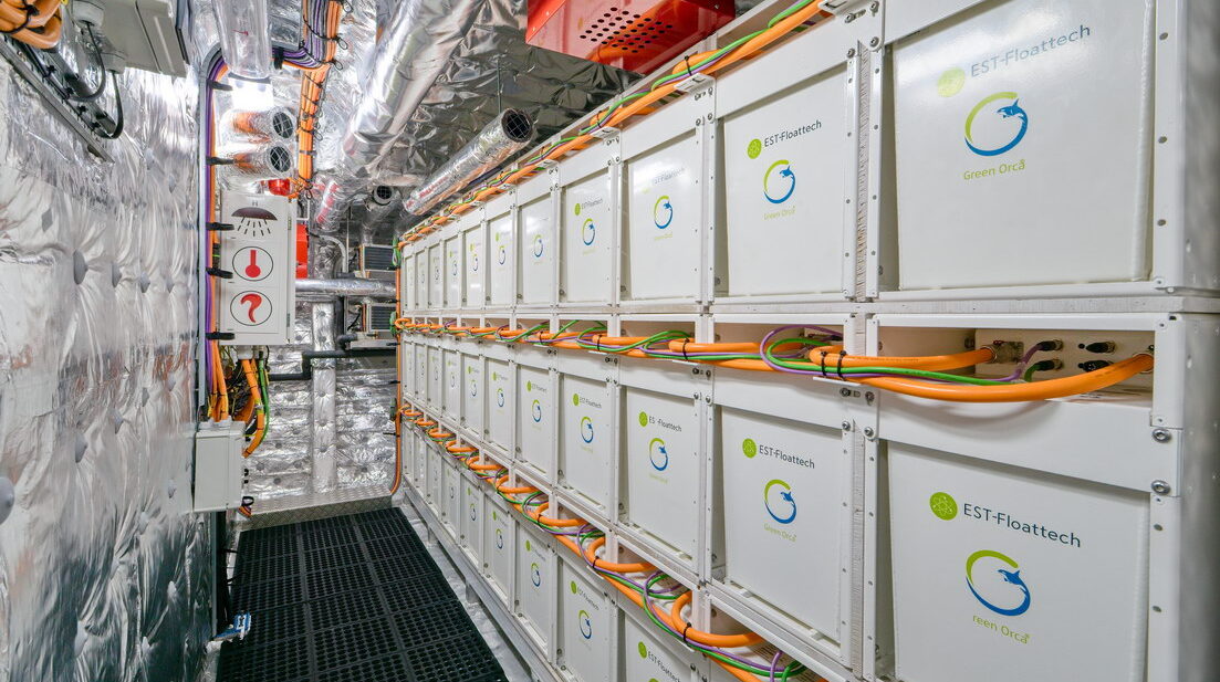 EST-Floattech delivers Green Orca battery system to Rolls-Royce ...